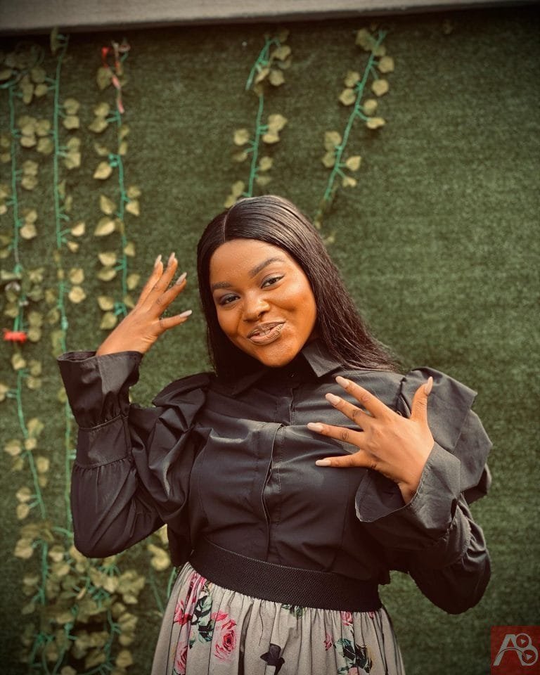 Sunmisola Agbebi Biography And About All Her Songs, Age, Church ...