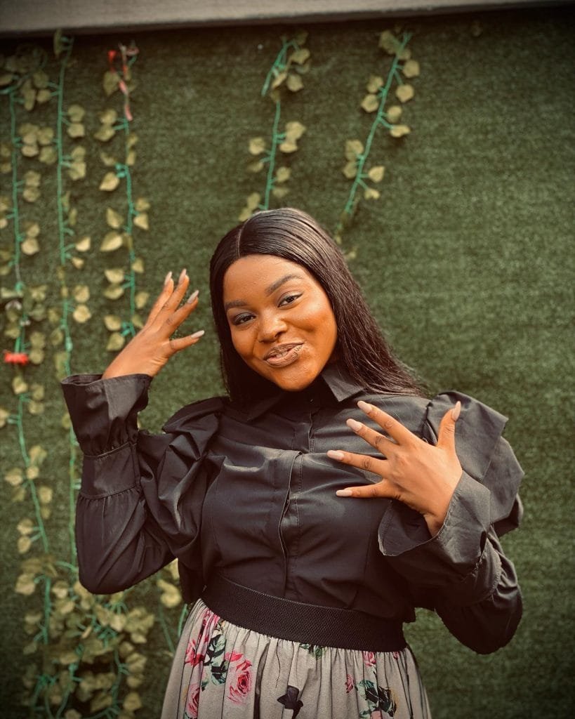 Sunmisola Agbebi Biography And About All Her Songs, Age, Church ...