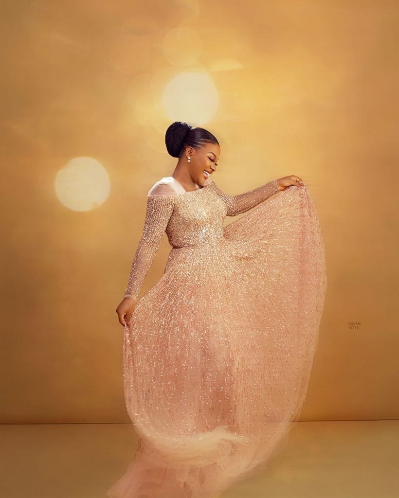 Sunmisola Agbebi Biography And About All Her Songs, Age, Church ...